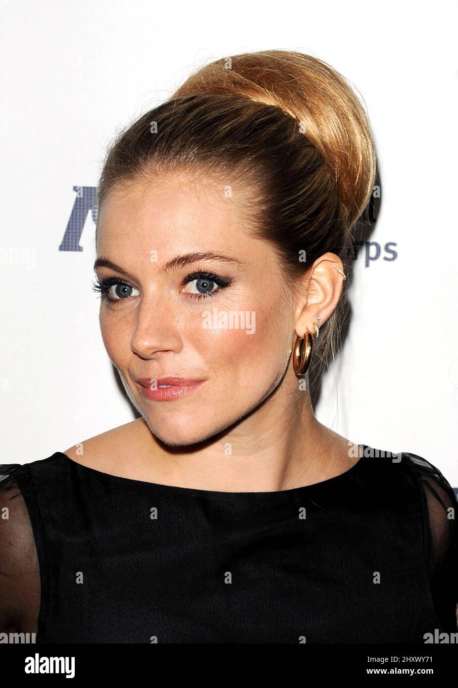 Sienna Miller at the 2011 International Medical Corps Gala held at the ...