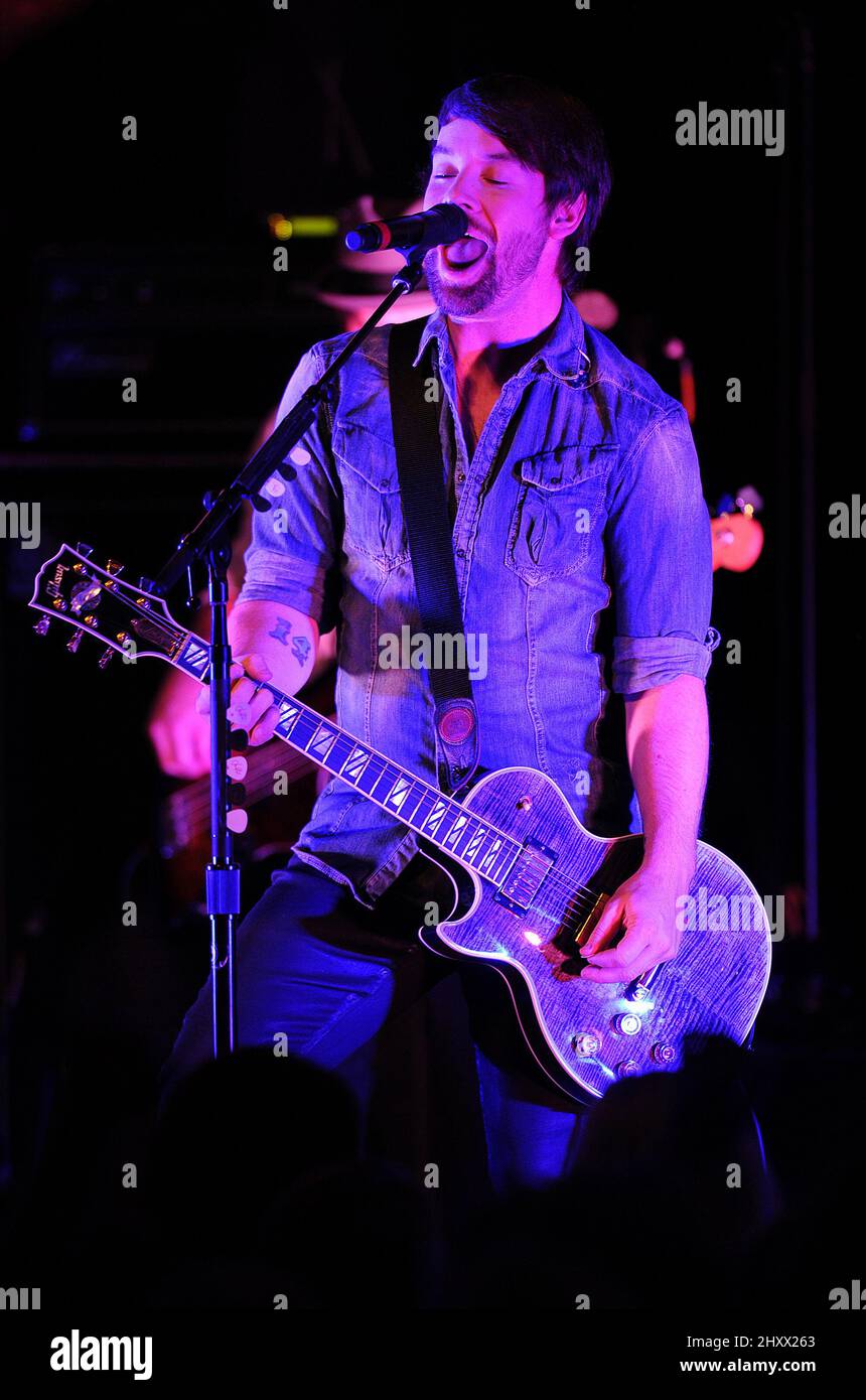 David cook hi-res stock photography and images - Alamy