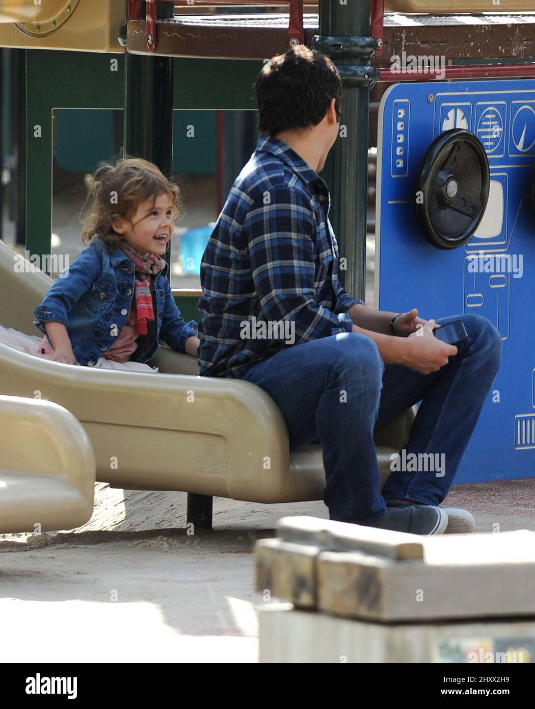 Cash Warren and daughter Honor Warren sighted at Coldwater Park in ...