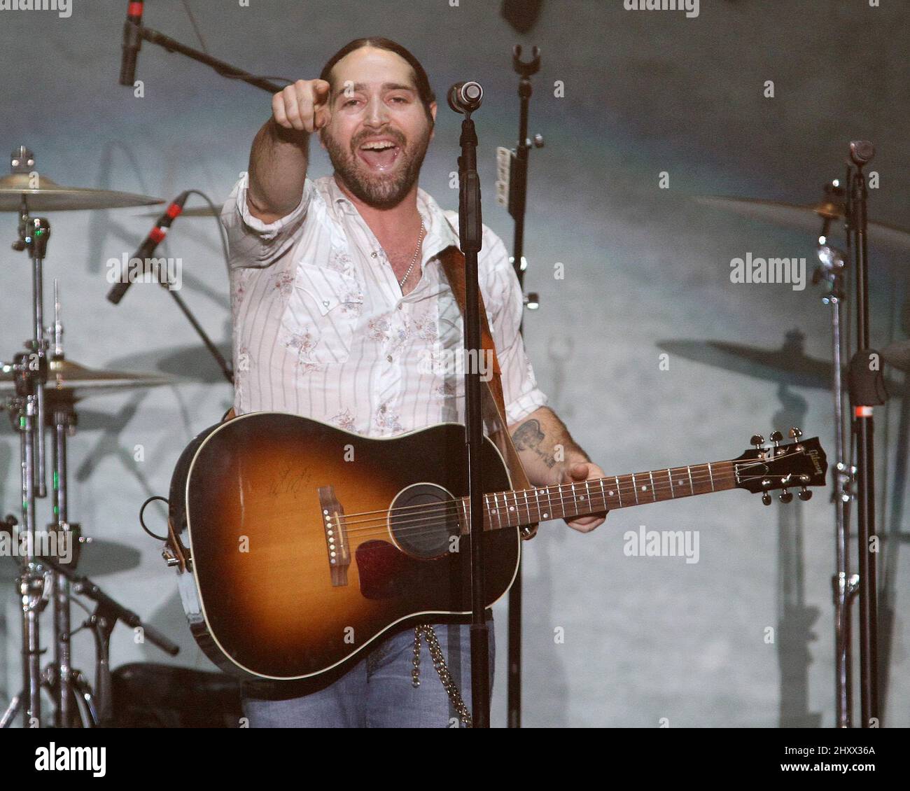 Josh Thompson performs during 'CMT on Tour: Luke Bryan's Tailgates and ...