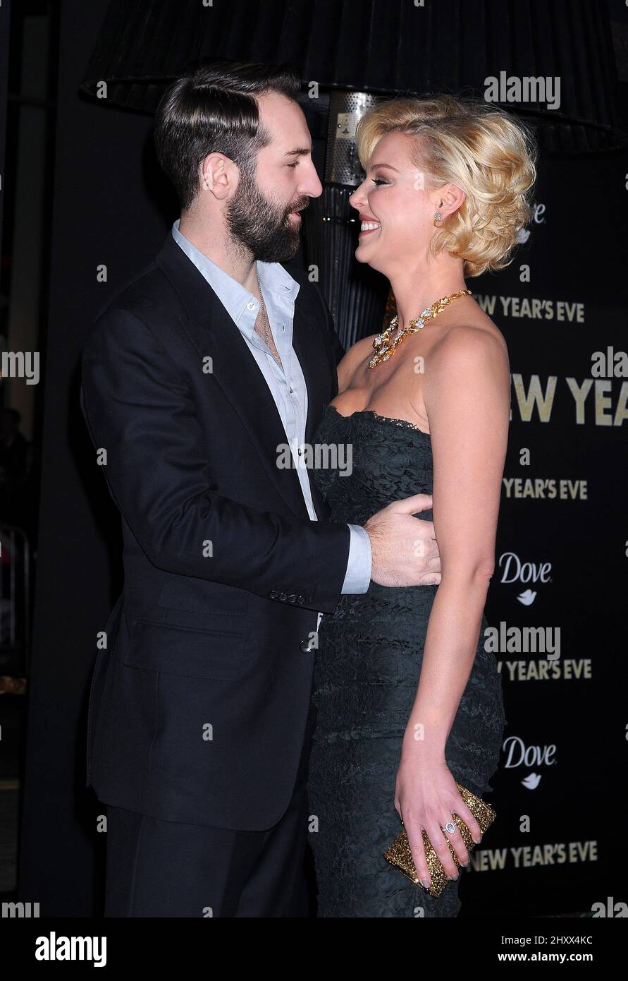 Josh Kelley and Katherine Heigl during the Los Angeles premiere of 'New ...