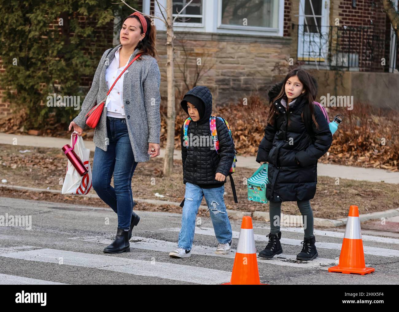 Chicago, USA. 14th Mar, 2022. Students arrive at Rogers Fine Art ...