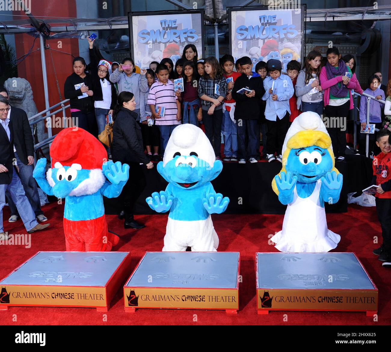 The Smurfs attending The Smurfs Hand and Footprint Ceremony at Grauman ...