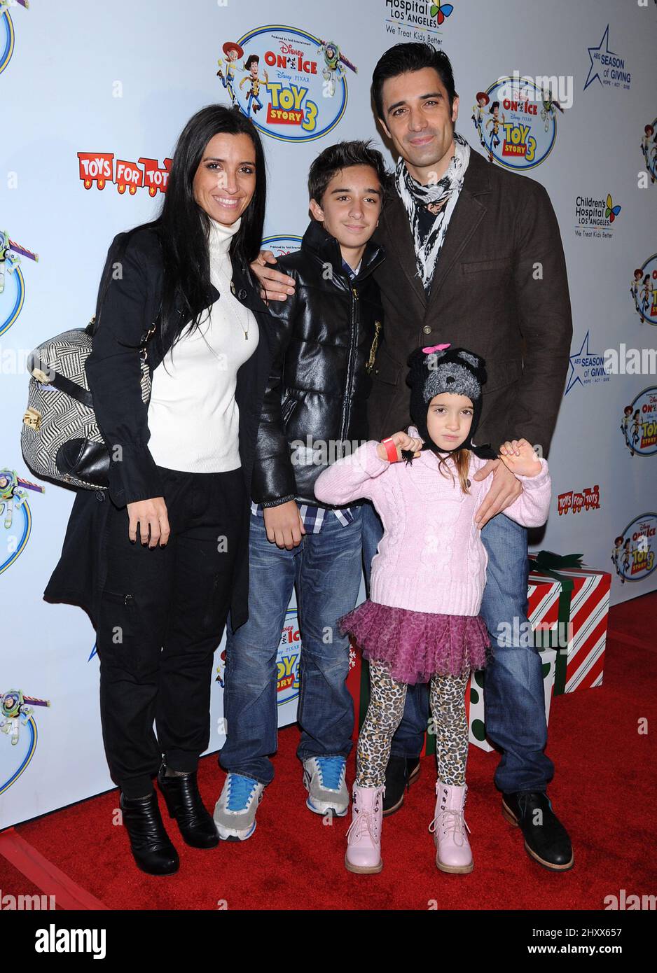 Gilles marini wife carole marini hi-res stock photography and images ...