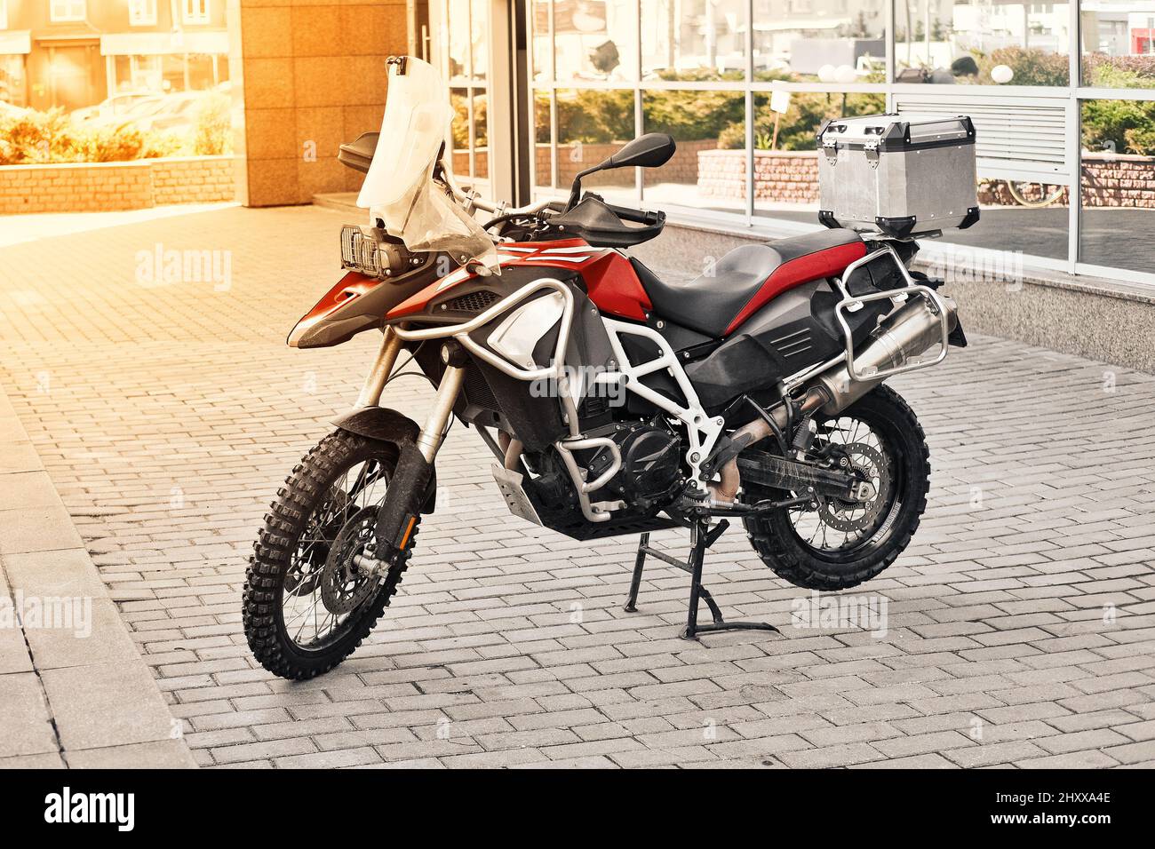 Vintage and modern motorcycles hi-res stock photography and images - Alamy