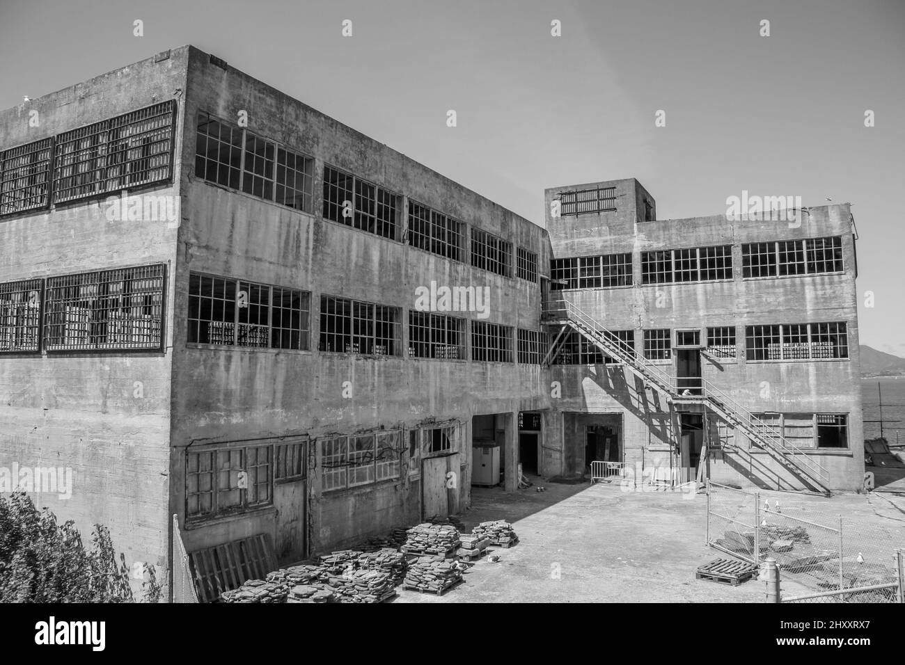 Alcatraz island view Black and White Stock Photos & Images - Alamy