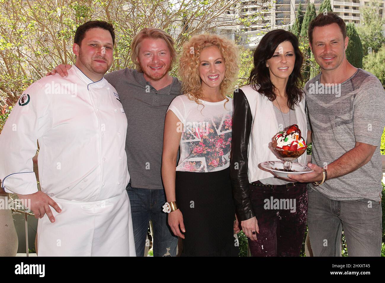 Chef Michael Wolf and Little Big Town's Phillip Sweet and Kimberly ...