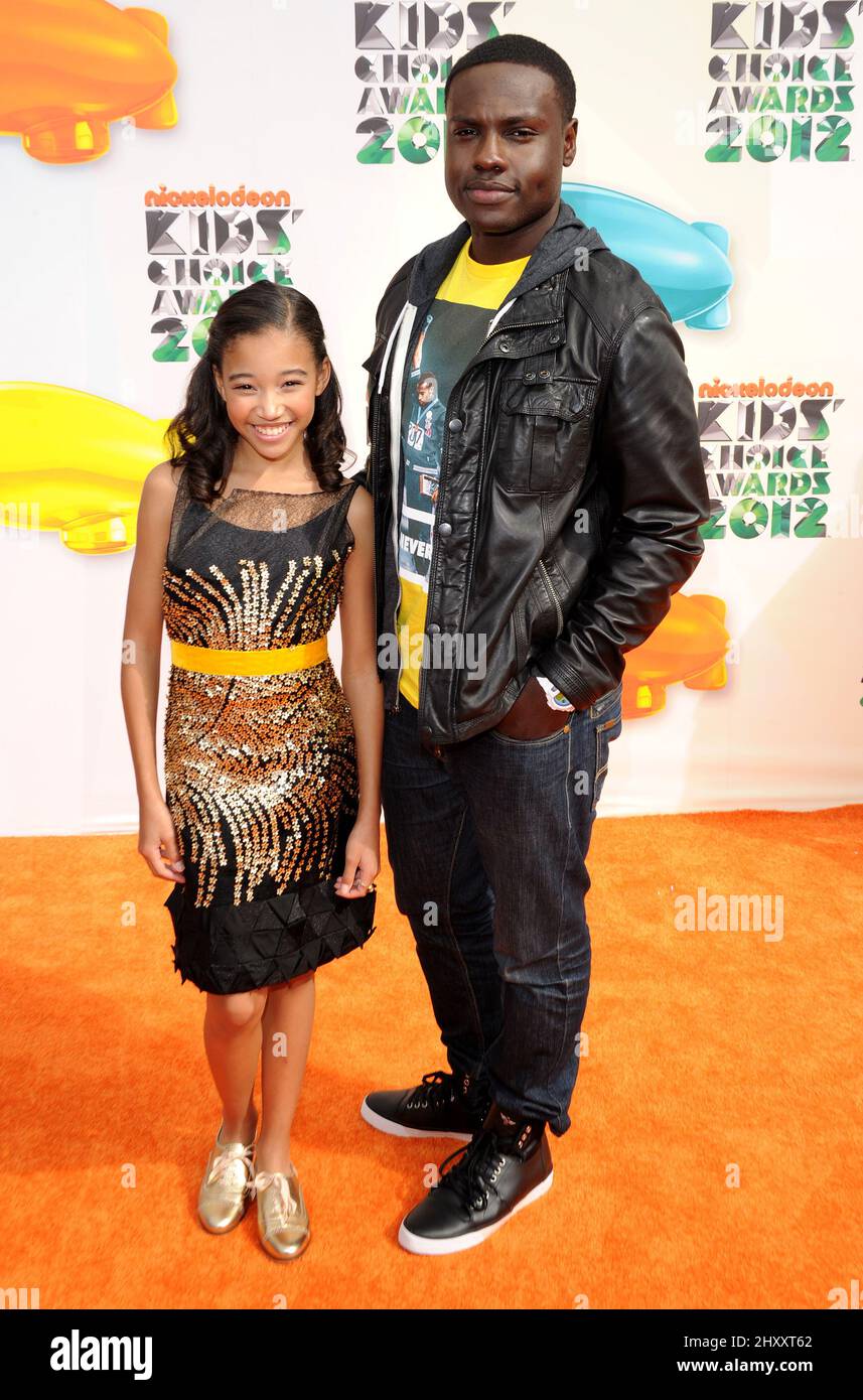 Amandla Stenberg and Dayo Okeniyi at the Nickelodeon's 25th Annual Kids ...