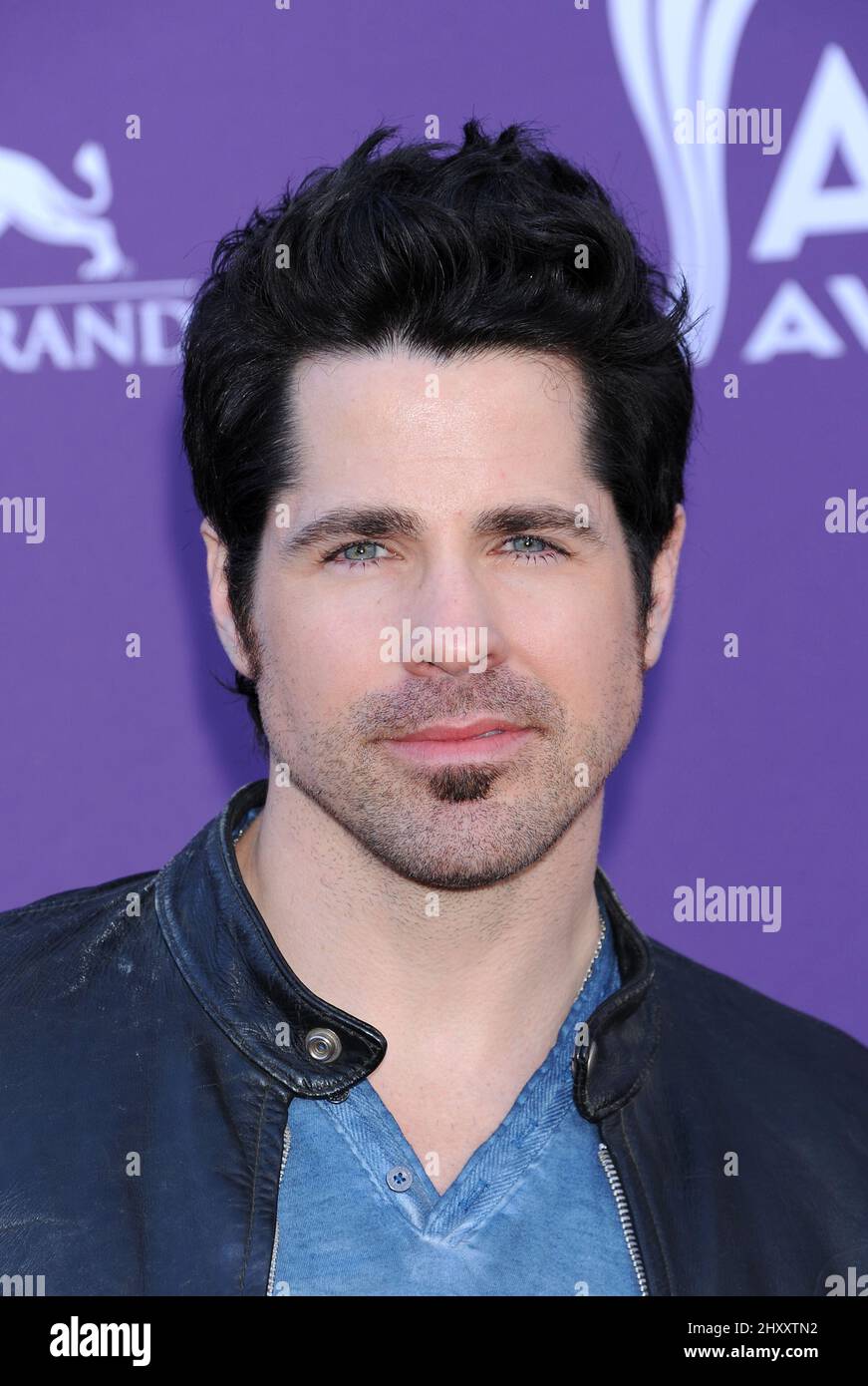 Eye contact academy awards hi-res stock photography and images - Alamy