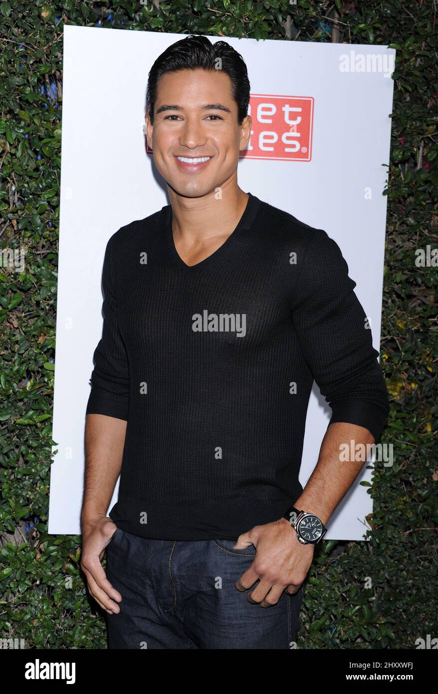 Mario Lopez attending the Planet Dailies And Mixology 101 Grand Opening ...