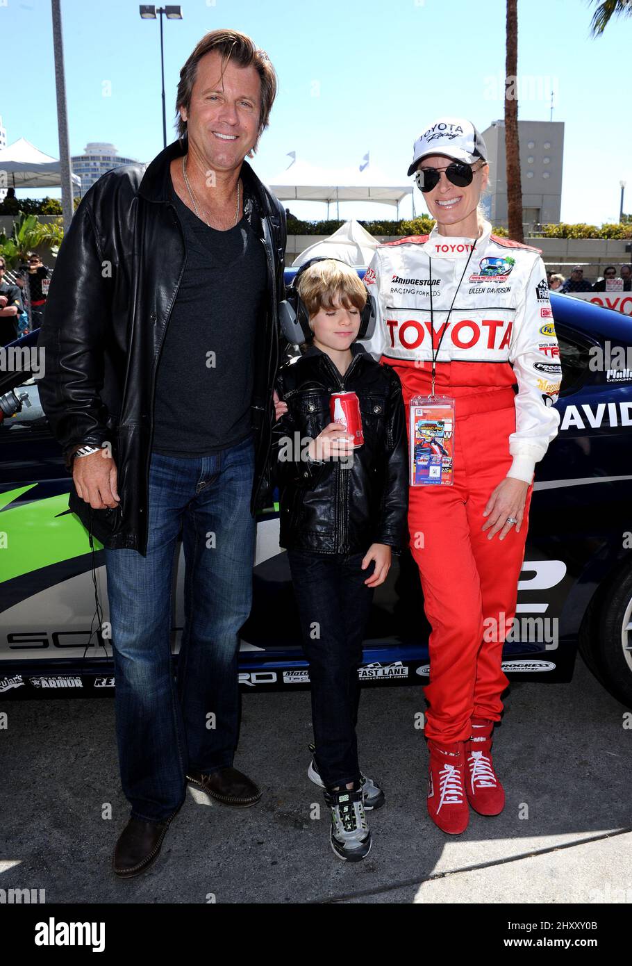 Vincent van patten eileen davidson jesse van patten hi-res stock ...