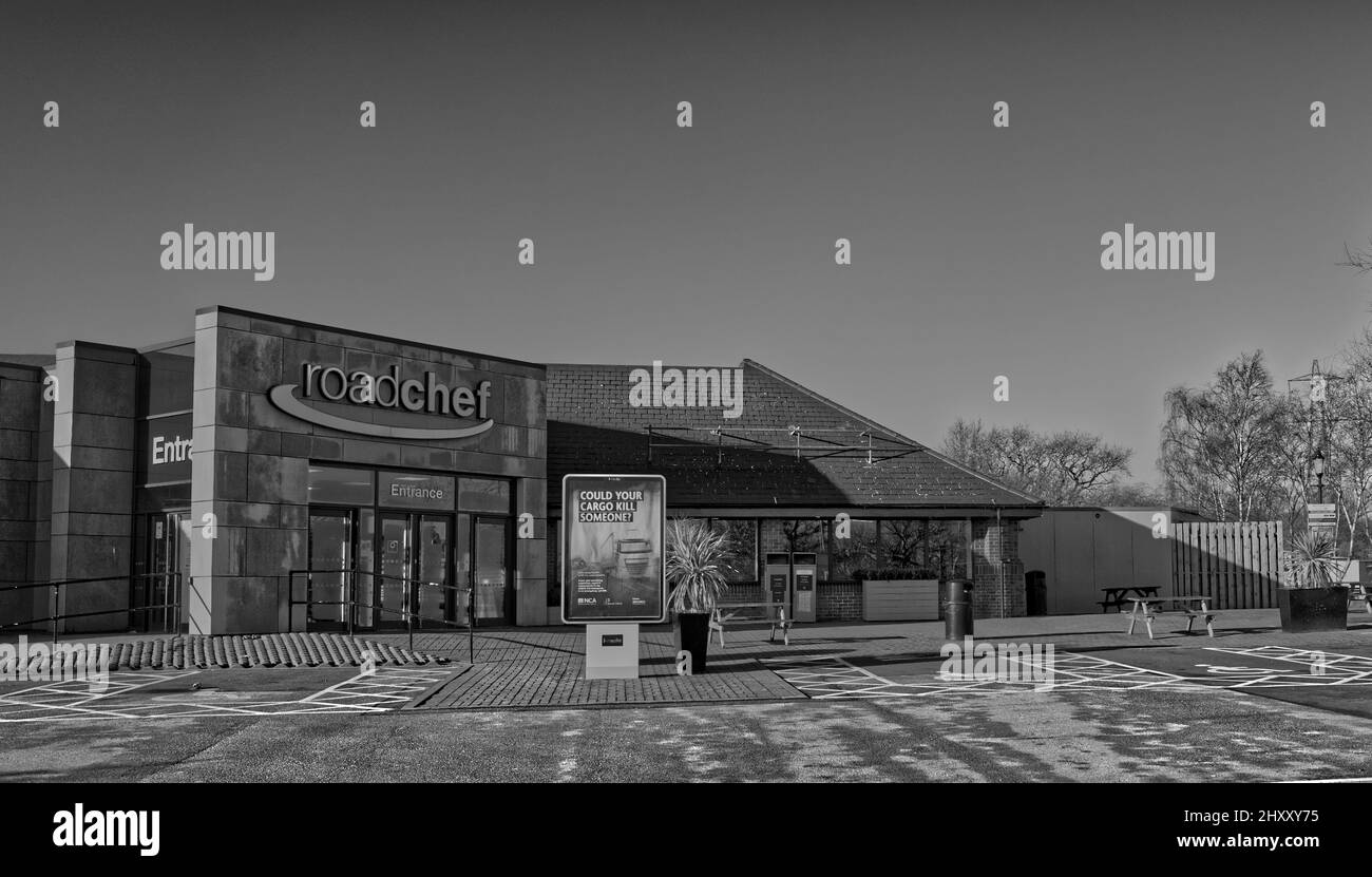 Roadchef chester motorway services hi-res stock photography and images ...