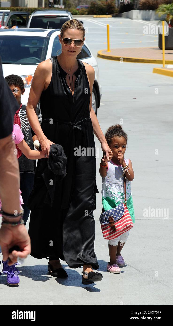 Lou samuel heidi klum hi-res stock photography and images - Alamy