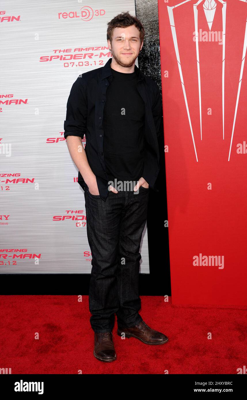 Phillip Phillips attends the world premiere of 'The Amazing Spider-Man ...