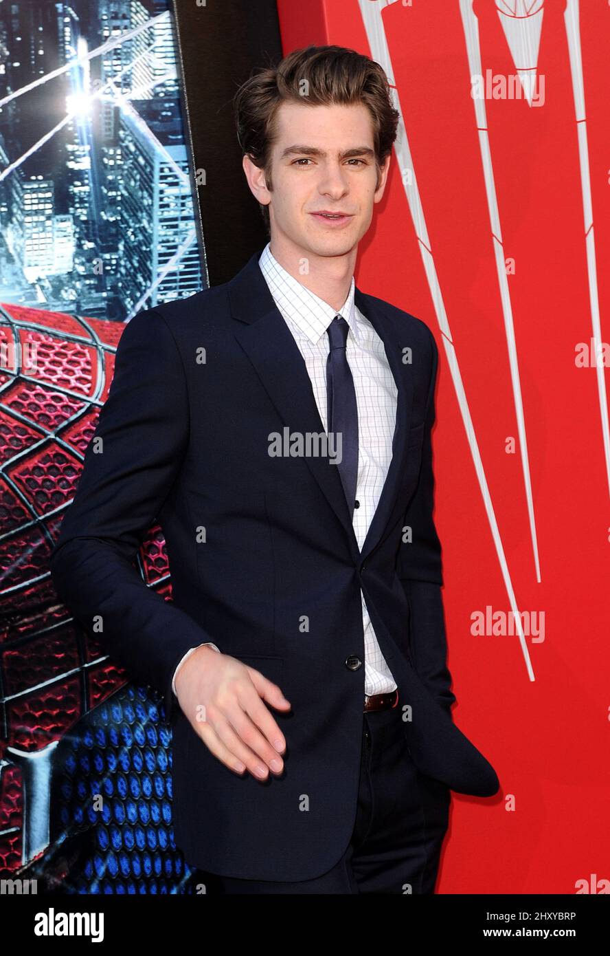 Andrew Garfield attends the world premiere of 'The Amazing Spider-Man ...