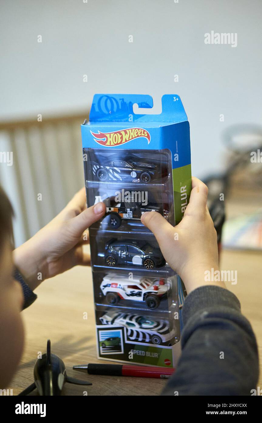 Hot wheels box hi-res stock photography and images - Alamy