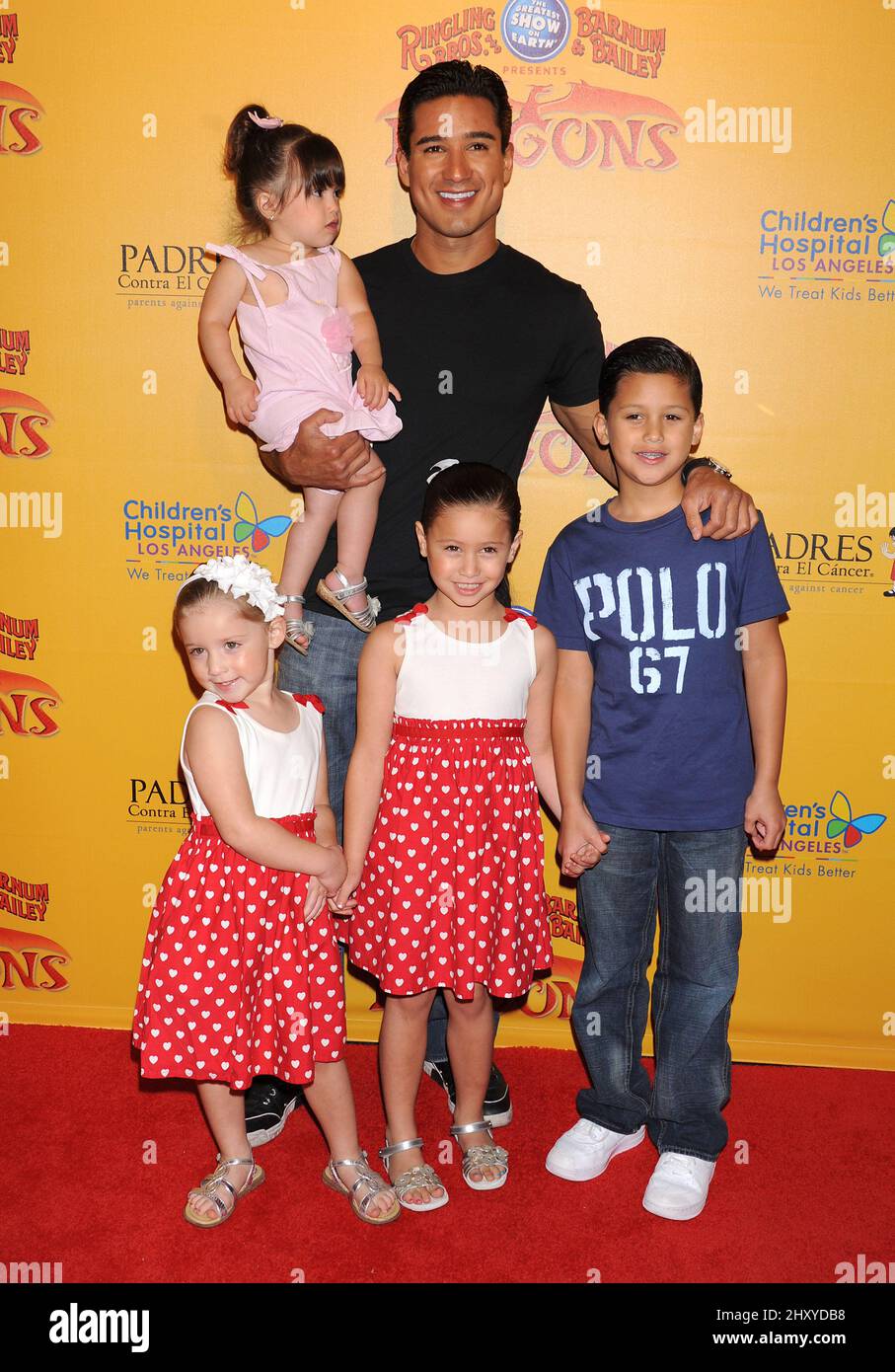 Mario Lopez and daughter Gia attends the premiere of "Dragons ...