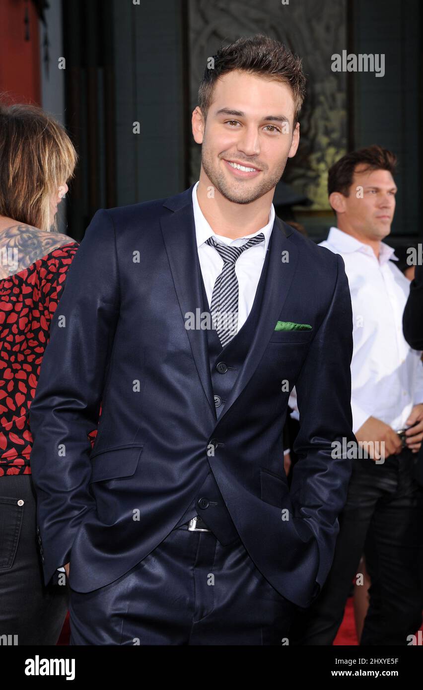 Ryan guzman step up hi-res stock photography and images - Alamy