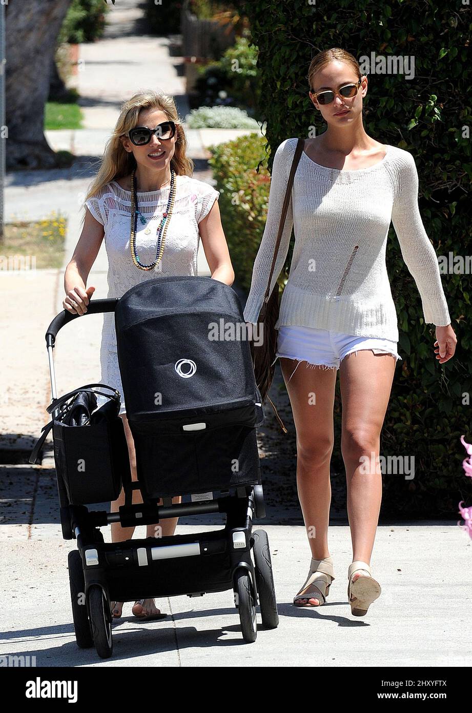 Elsa Pataky and daughter India Celebrity Sighting - Elsa Pataky ...