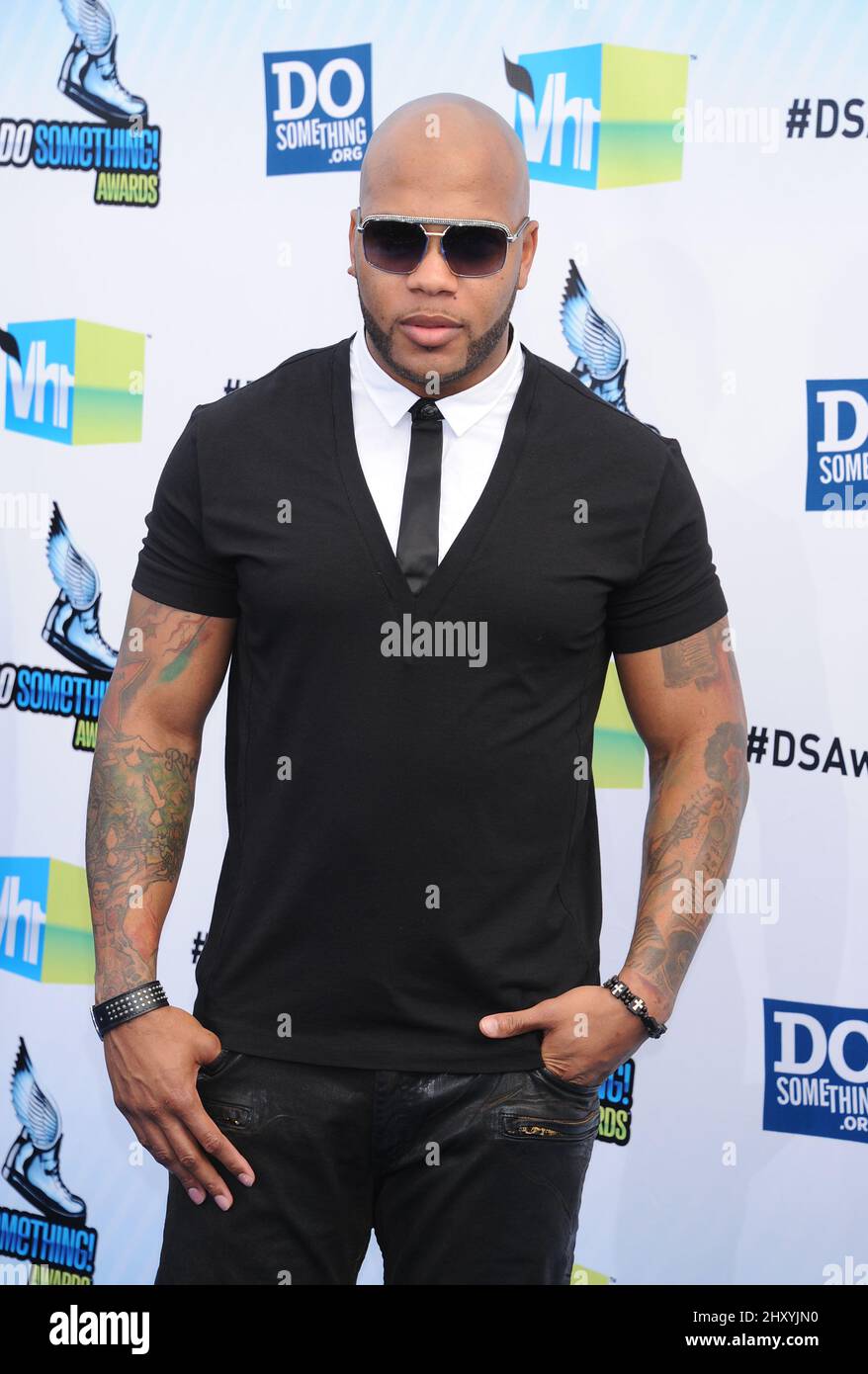 Flo Rida attends 2012 Do Something Awards presented by VH1 and ...