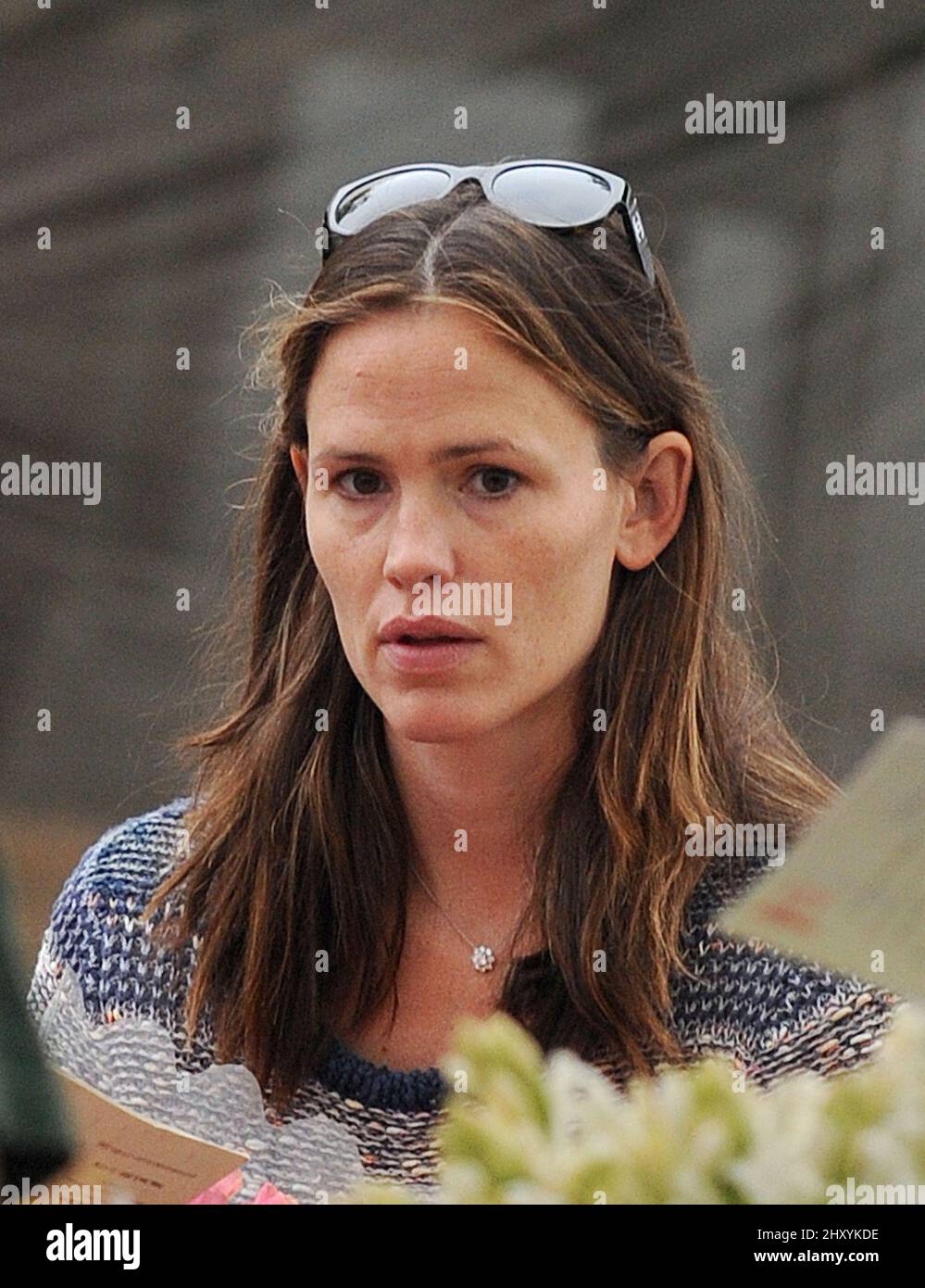 Jennifer garner seen shopping hi-res stock photography and images - Alamy