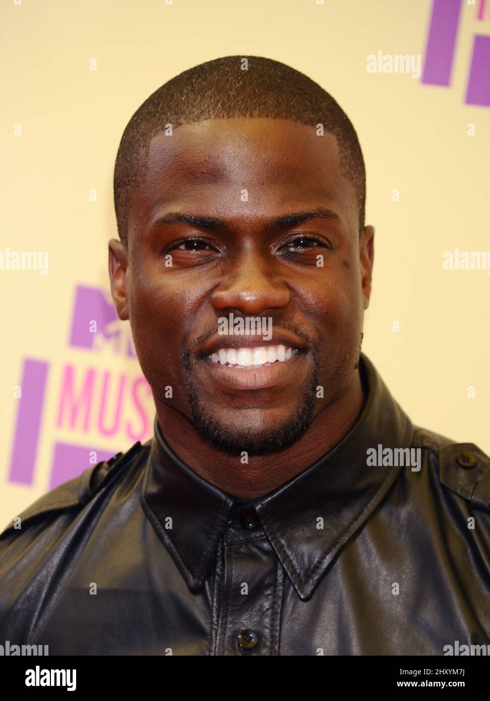 Kevin Hart arriving at the 2012 MTV Video Music Awards at Staples ...