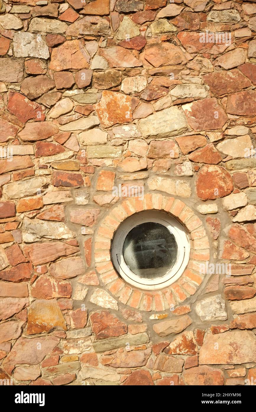 Port hole window hi-res stock photography and images - Alamy