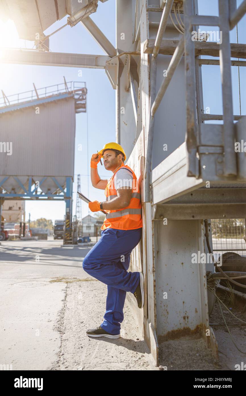Engineer concrete hi-res stock photography and images - Alamy