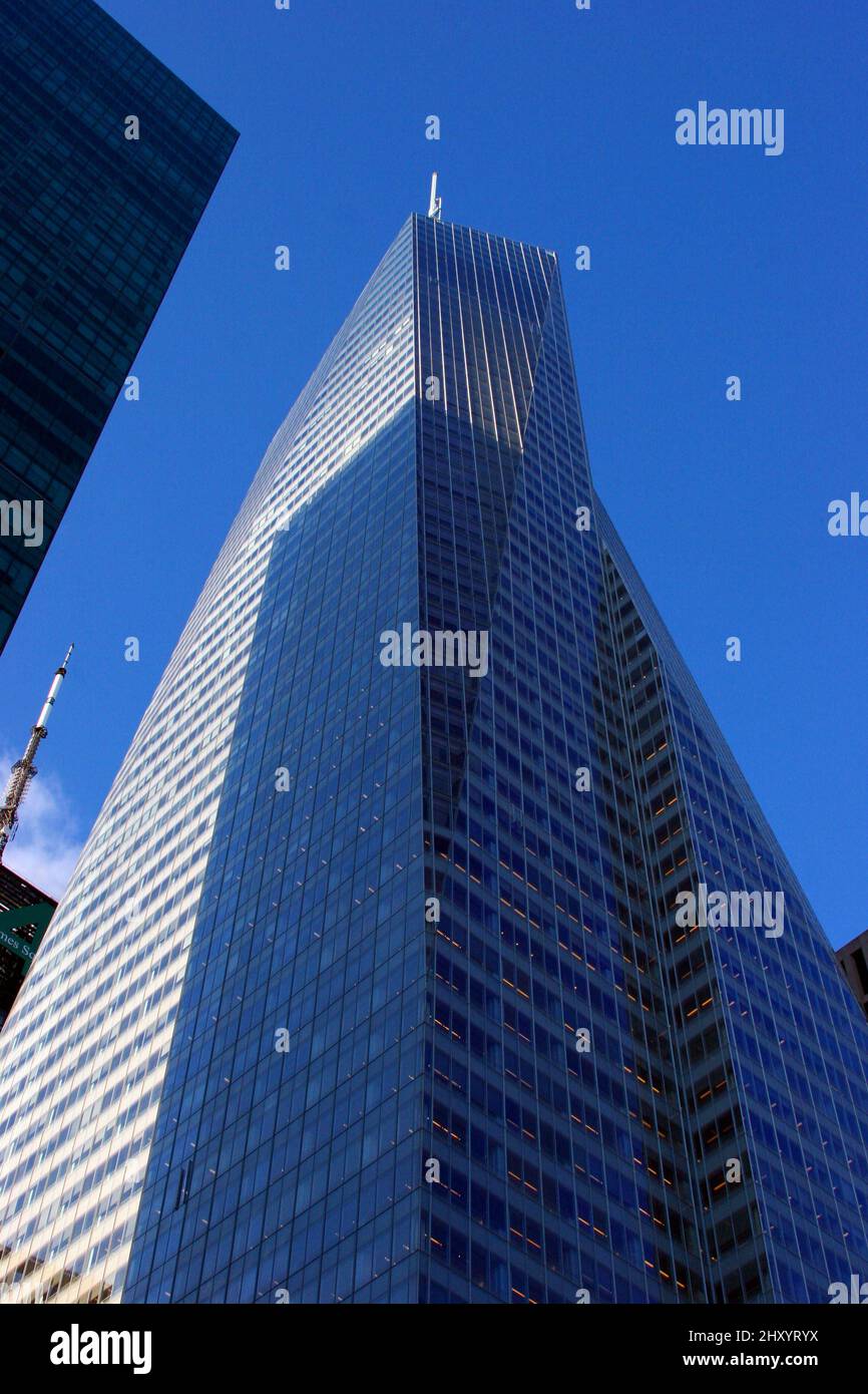 Vertical shot downtown skyscrapers hi-res stock photography and images ...
