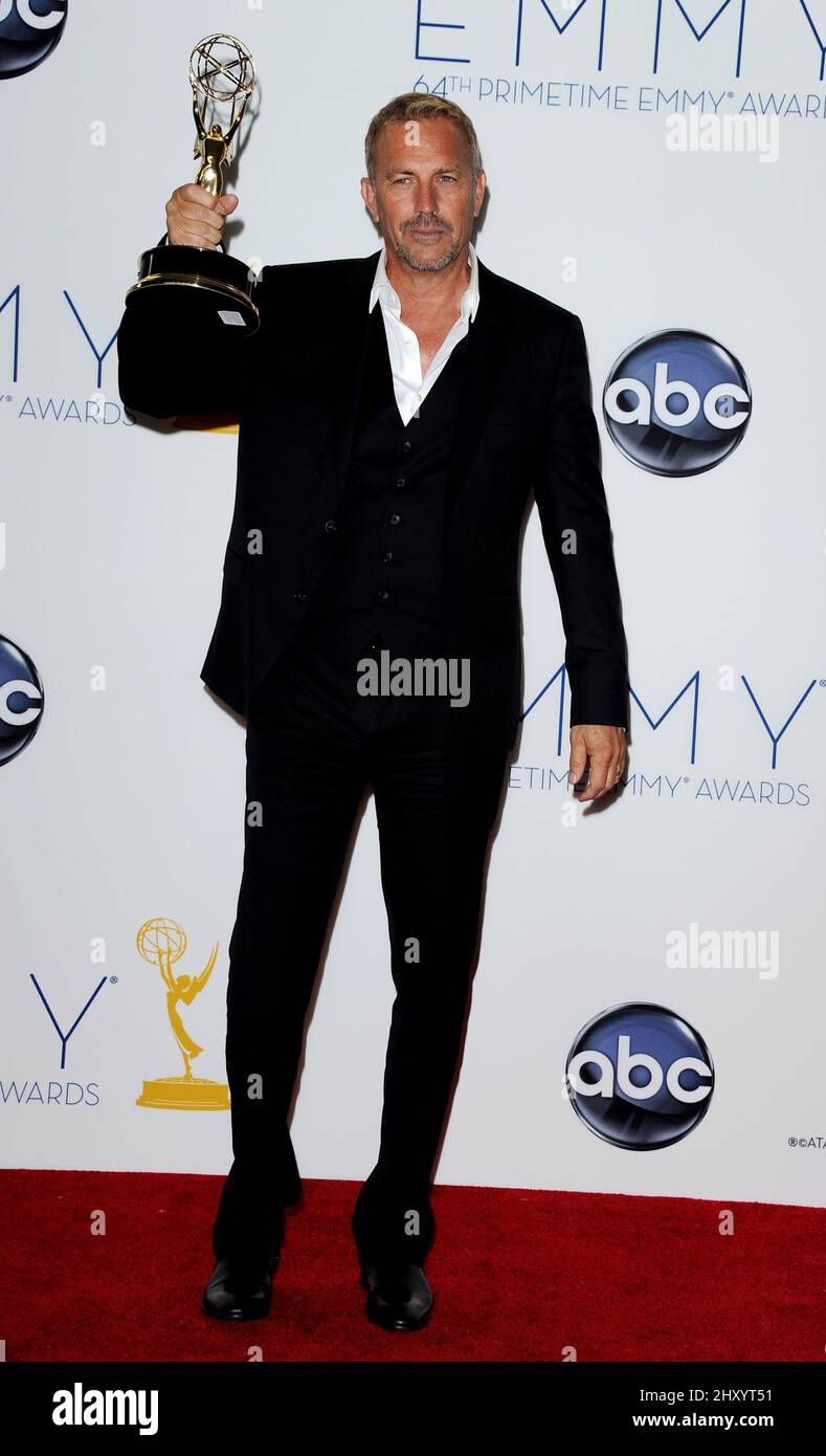Kevin costner in hi-res stock photography and images - Alamy
