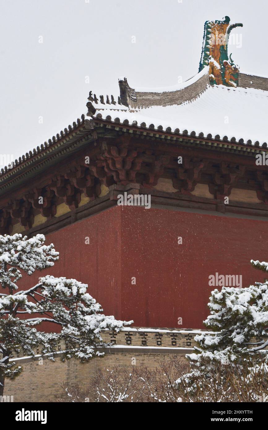 Ancient Chinese temple in winter Stock Photo - Alamy
