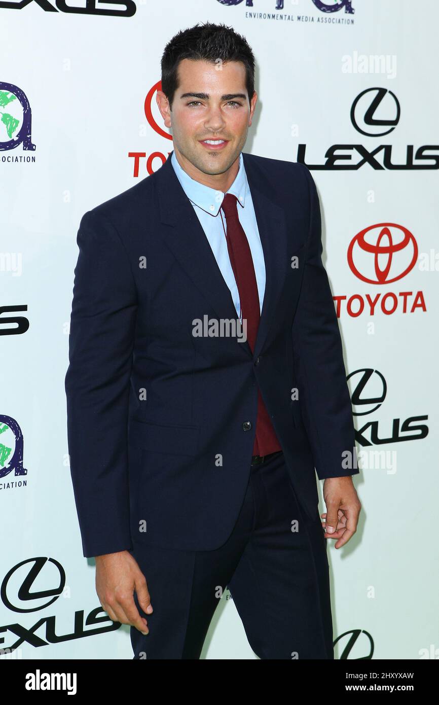 Jesse Metcalfe attending the 2012 Environmental Media Awards held at ...