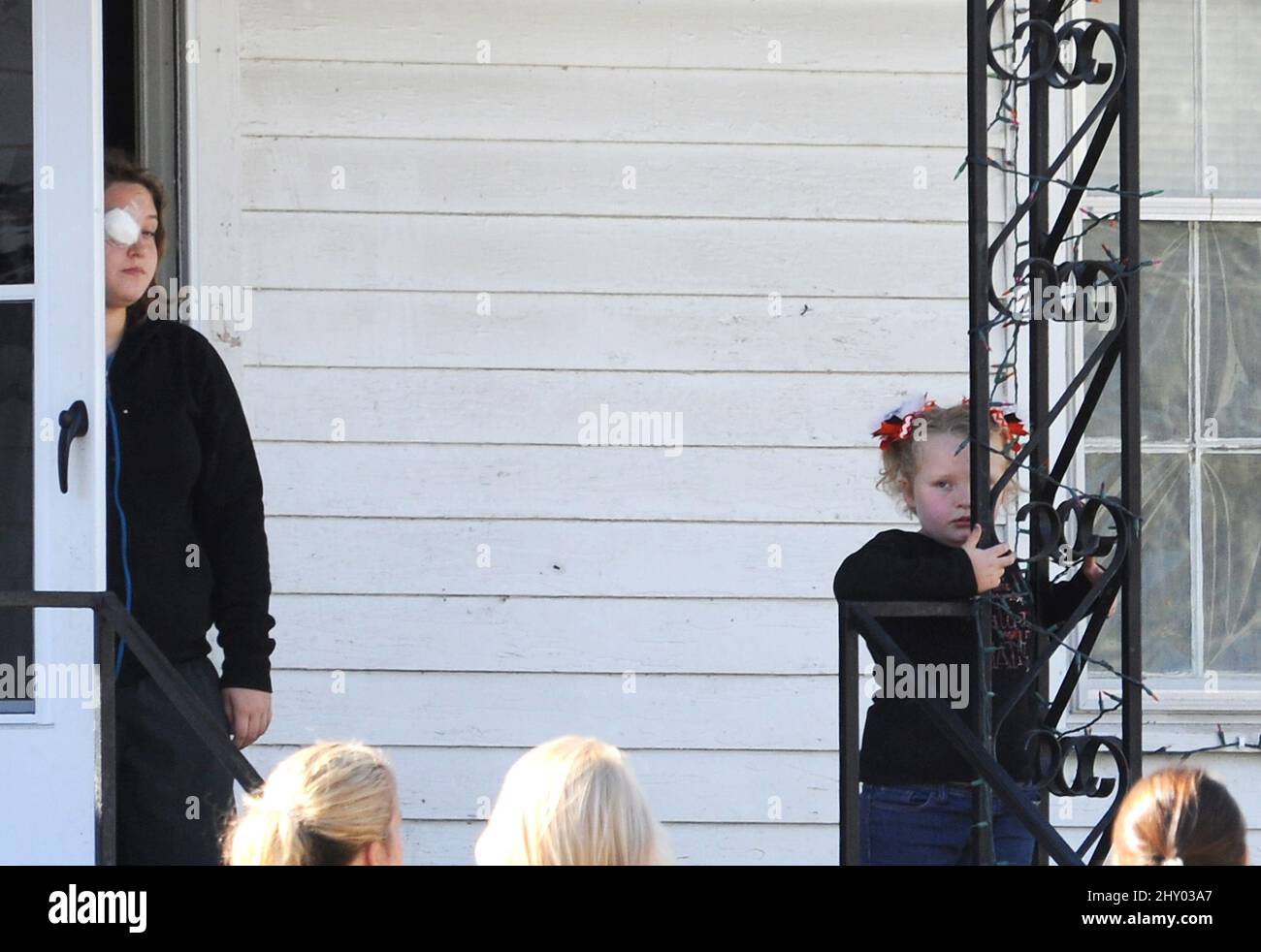 Alana "Honey Boo Boo" Thompson running around the yard in McIntyre ...