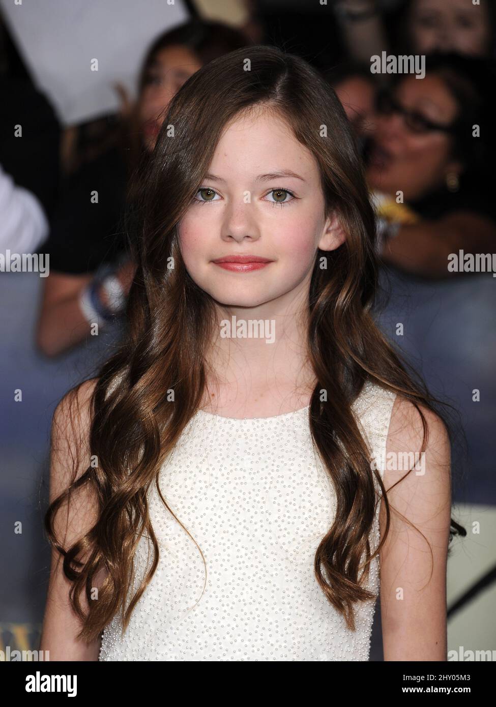 Breaking Dawn Part 2 Renesmee Actress