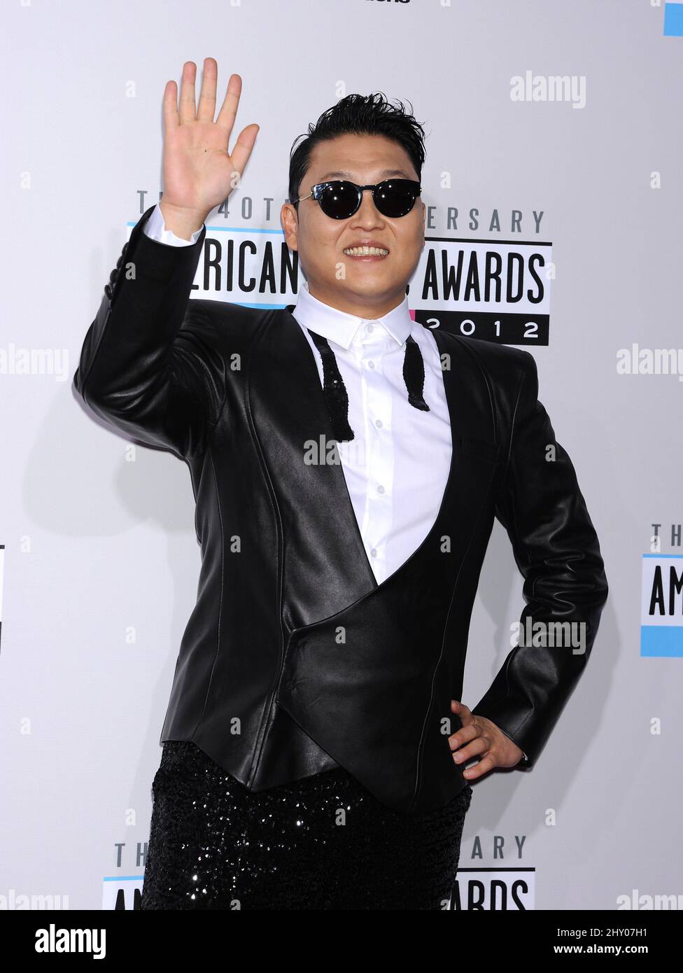 PSY attends The 40th Anniversary American Music Awards held at the ...