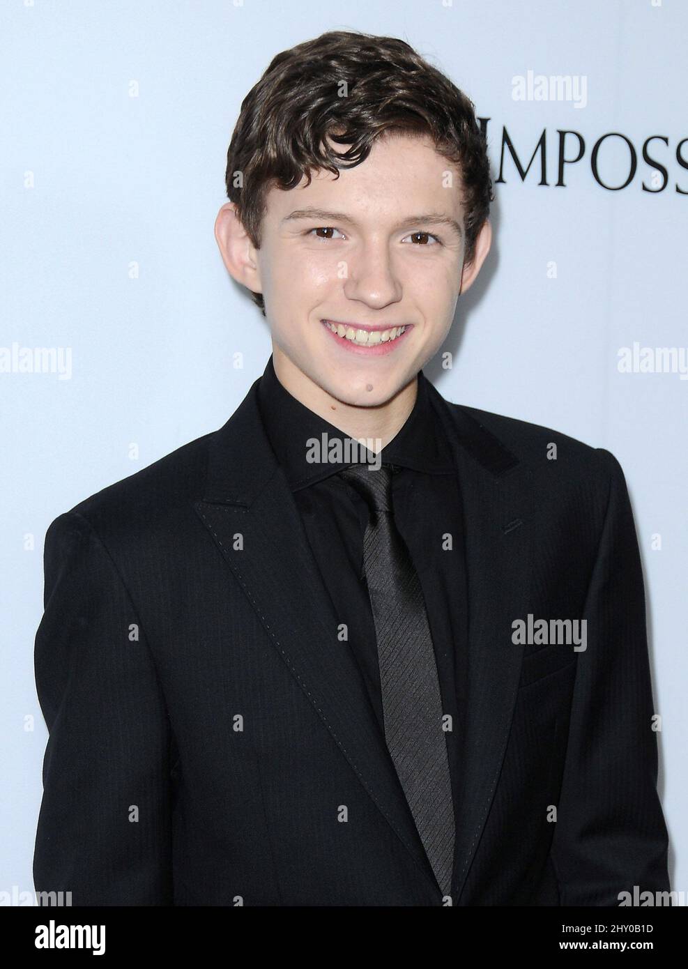The impossible tom holland hi-res stock photography and images - Alamy