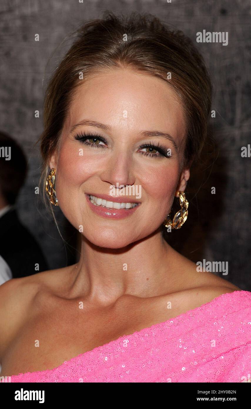 Jewel Hall's Instagram, Twitter & Facebook on IDCrawl