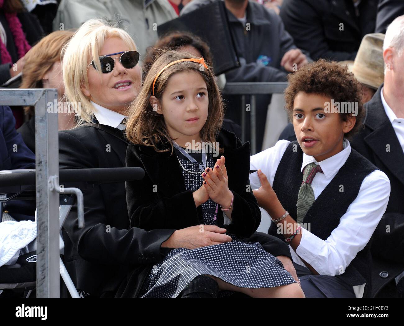 Deborra-Lee Furness (left) with her daughter Ava (centre) and son Oscar ...