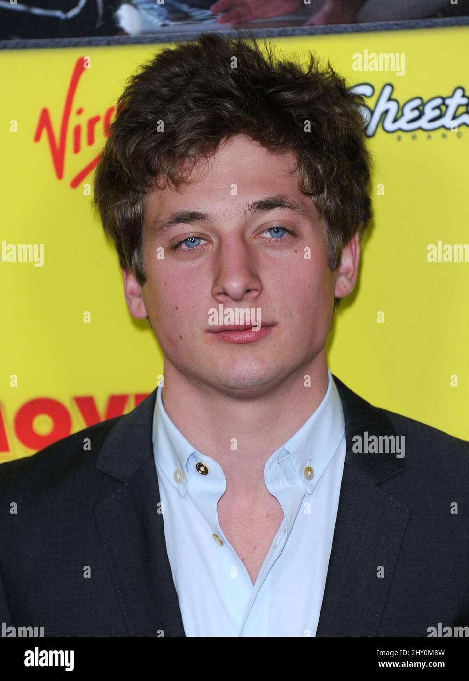 Jeremy allen white hi-res stock photography and images - Alamy