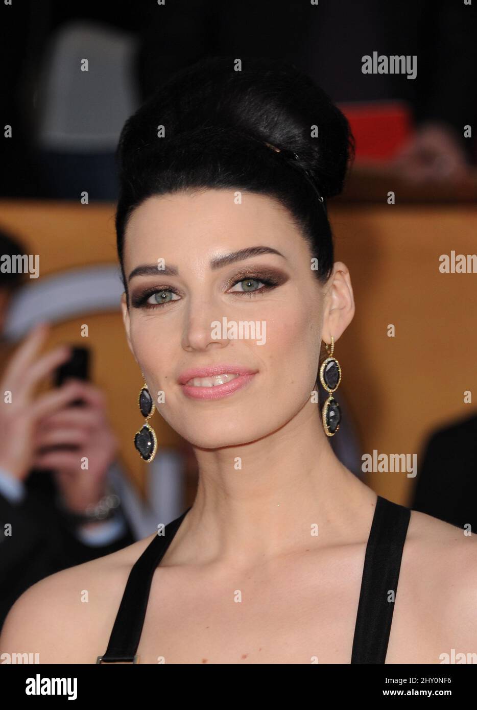 Jessica Pare arriving at the 19th Annual Screen Actor's Guild Awards ...