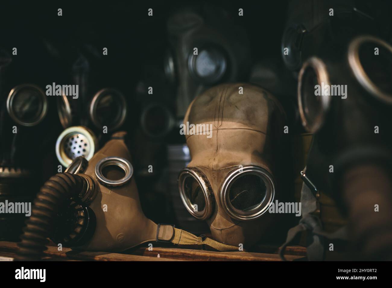 Vintage gas masks hi-res stock photography and images - Alamy