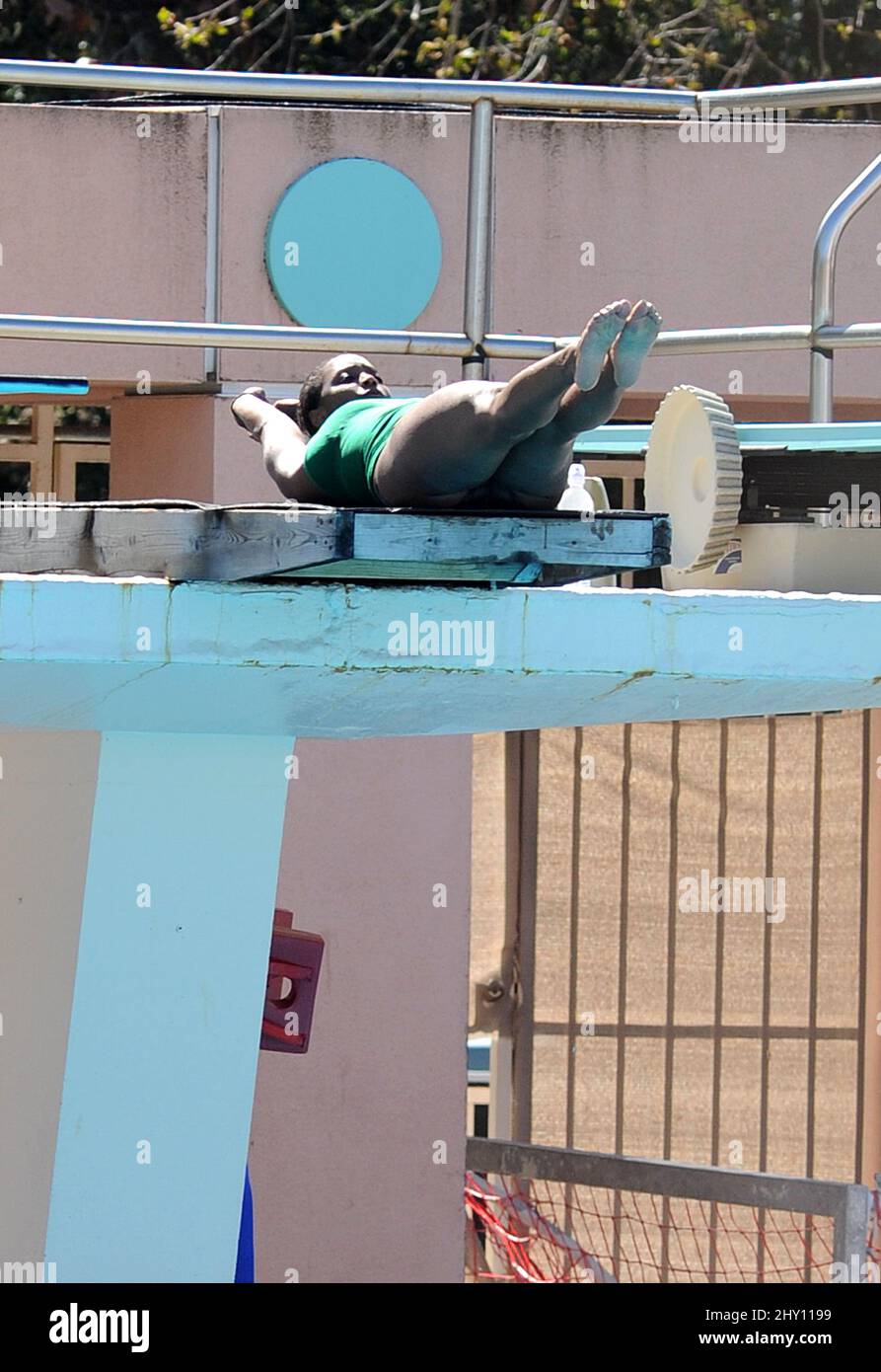 Keshia Knight Pulliam Diving