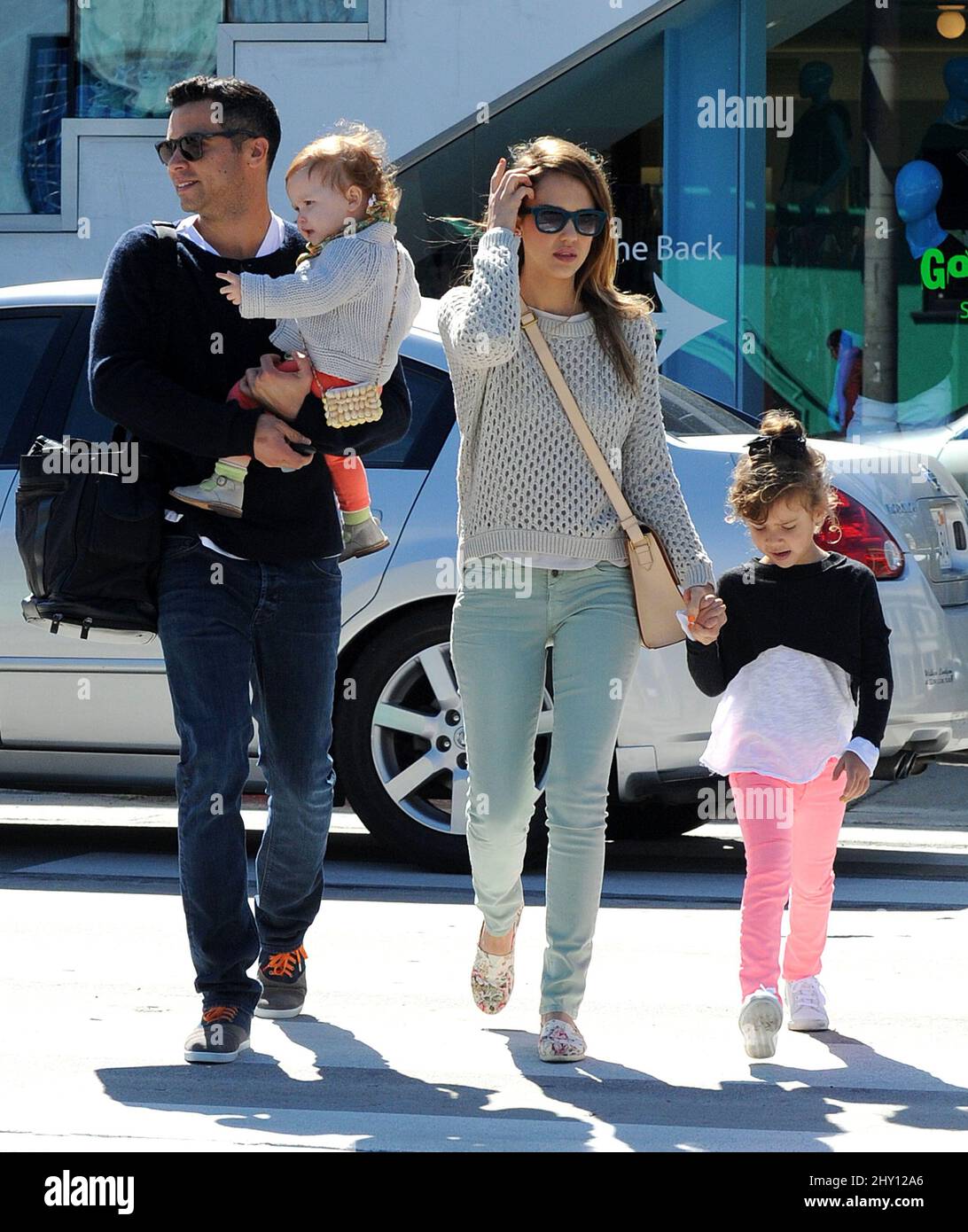 Jessica Alba, husband Cash Warren and Family heading put for lunch at ...