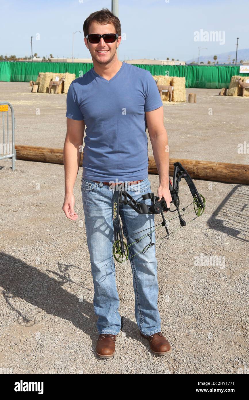 Easton Corbin attending ACM & Cabela's Great Outdoors Archery Event ...