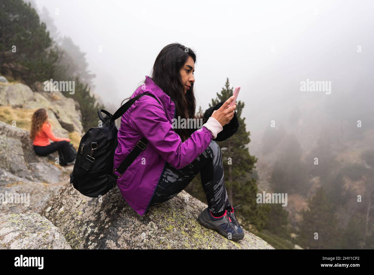 Hispanic hiker hi-res stock photography and images - Alamy