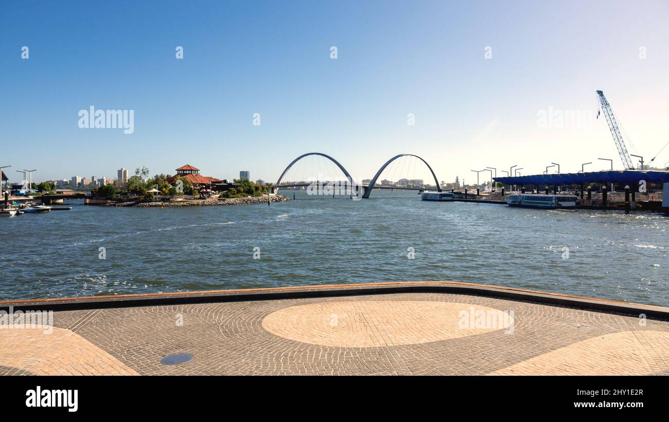 Elizabeth quay island hi-res stock photography and images - Alamy