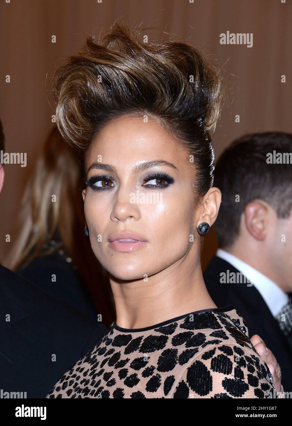 Jennifer Couture's Instagram, Twitter & Facebook on IDCrawl