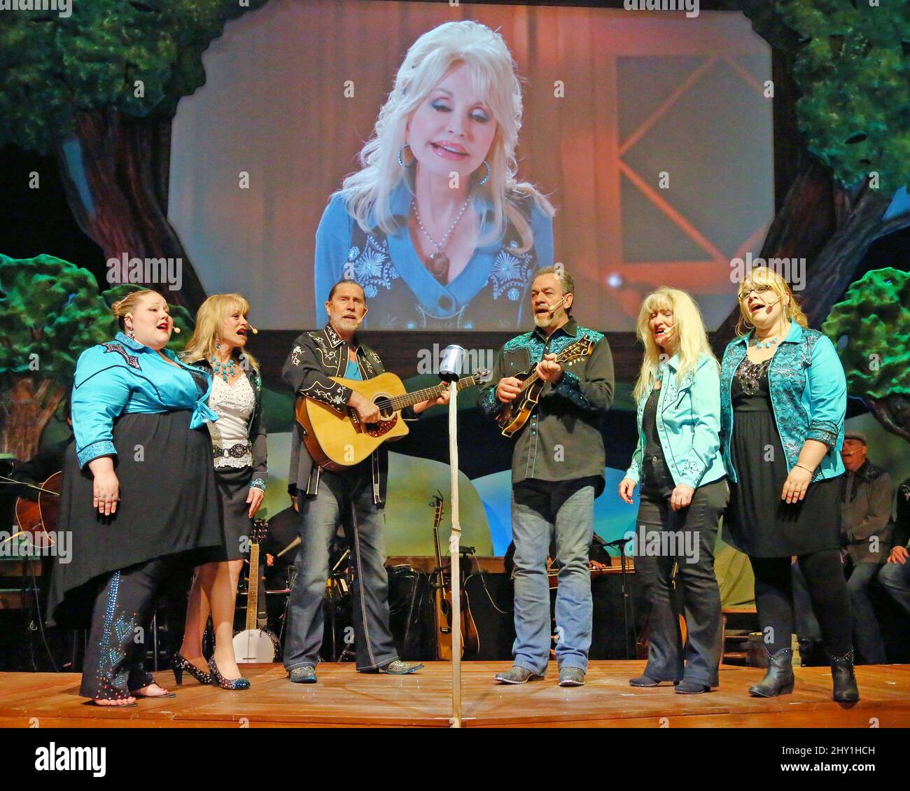 Cassie Parton and Randy Parton performing at Dollywood Theme Park in ...