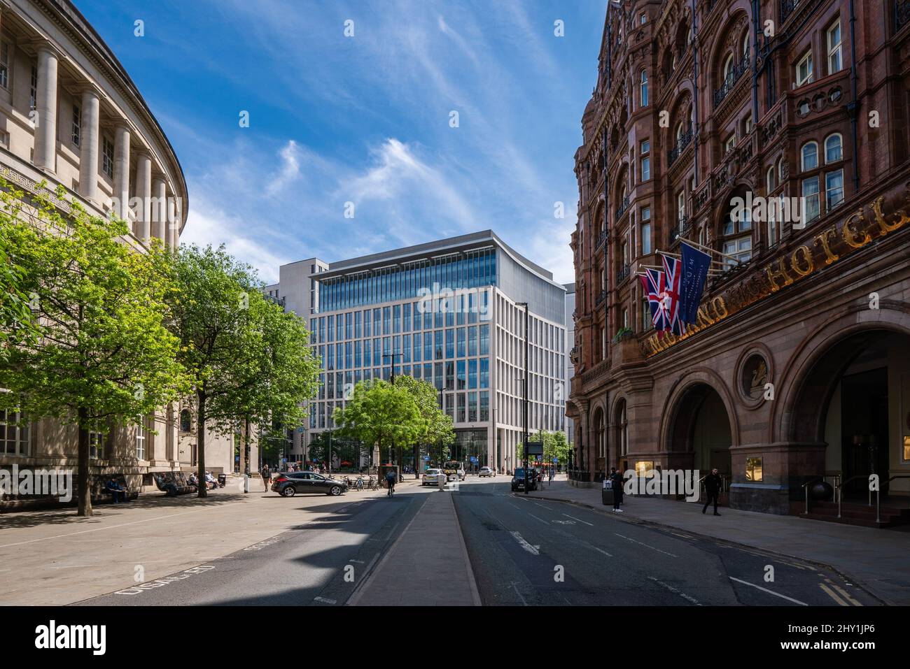 Peter Street outside the Midland Hotel and Central Library in ...