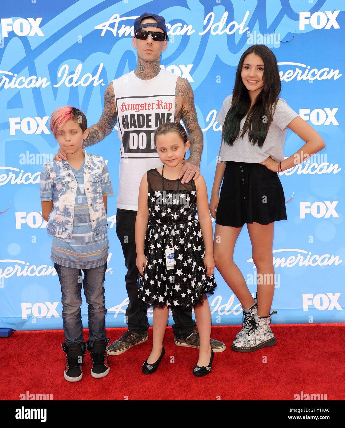 Travis Barker and his kids arrive for the American Idol Grand Finale ...